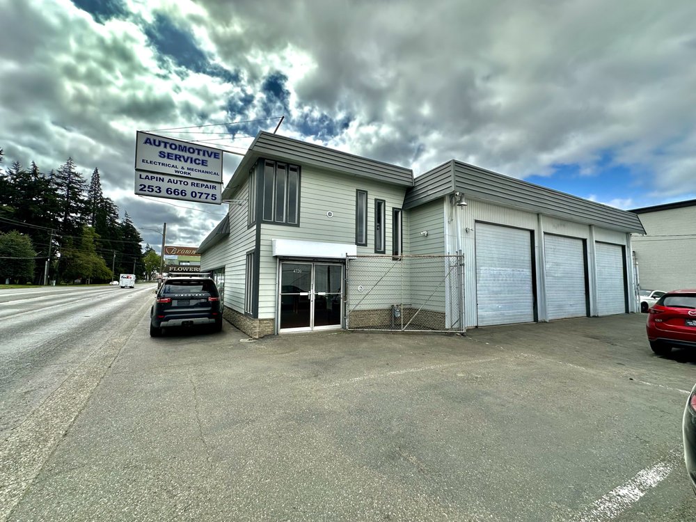5622 South Tacoma Way