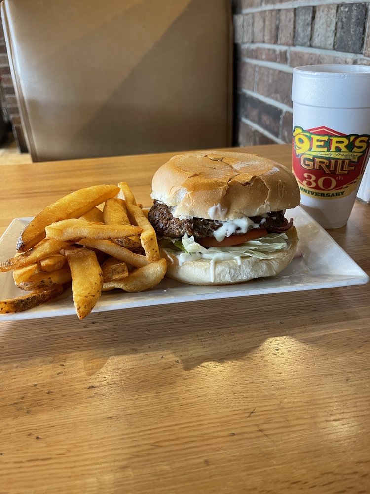 9ERS GRILL - Updated August 2025 - 54 Photos & 69 Reviews - 112 W ...