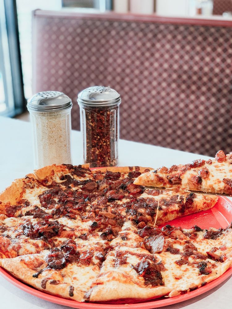 MINSKY’S PIZZA - 74 Photos & 118 Reviews - 6921 Tomahawk Rd, Prairie ...