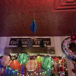 SLÁINTE IRISH PUB AND RESTAURANT - Updated December 2025 - 357 Photos ...