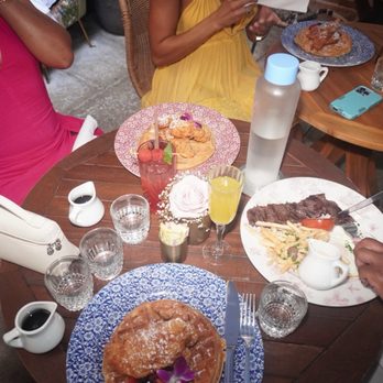 LITTLE HEN - Updated December 2025 - 2909 Photos & 1143 Reviews - 3451 ...