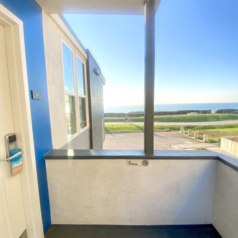 PACIFIC VIEW INN - Updated April 2025 - 138 Photos & 163 Reviews - 610 ...
