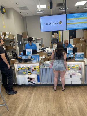 THE UPS STORE - Updated December 2025 - 67 Photos & 192 Reviews - 5419 ...
