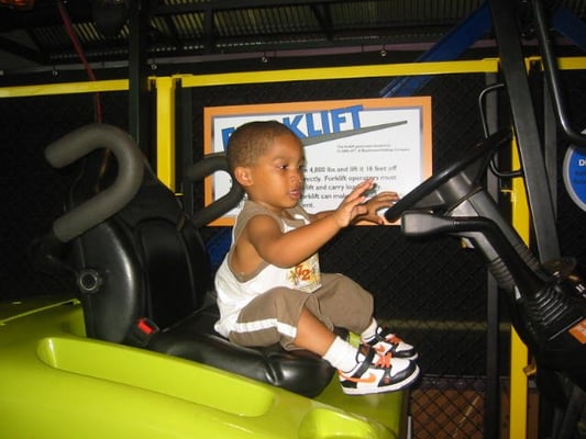 MICHIGAN SCIENCE CENTER - Updated October 2025 - 225 Photos & 102 ...