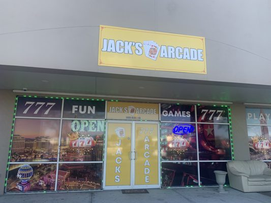 JACKS ARCADE - Updated August 2025 - 1480 NE Pine Island Rd, Cape Coral ...