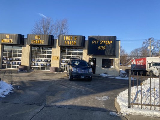 PIT STOP 500 - Updated October 2025 - 16 Reviews - 10134 S Western ...