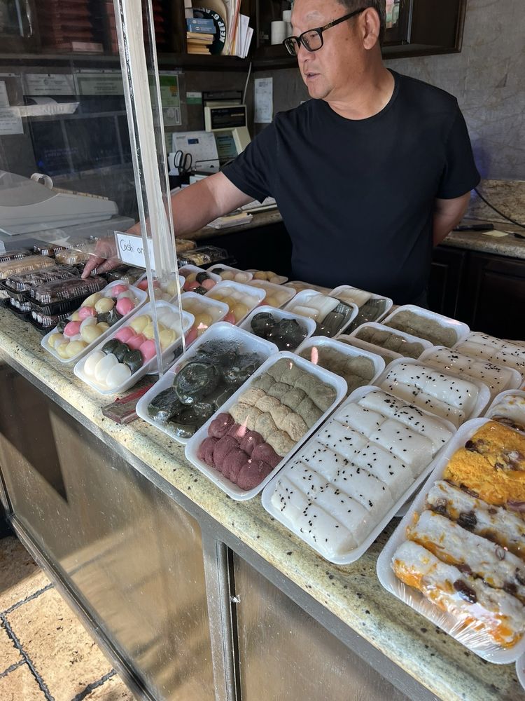 HAPPY RICE CAKE HOUSE - Updated December 2025 - 39 Photos & 41 Reviews ...