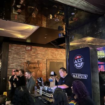 LUCKY STRIKE - Updated August 2025 - 395 Photos & 653 Reviews - 6801 ...