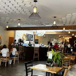 SLEEPY BEE CAFE - BLUE ASH - Updated January 2026 - 462 Photos & 661 ...