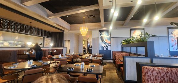 COOPER’S HAWK WINERY & RESTAURANT- KANSAS CITY - NORTHLAND, MO ...