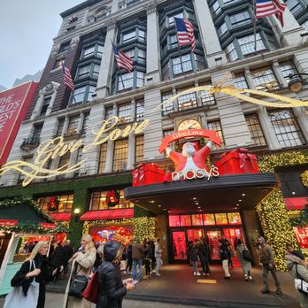 MACY’S - Updated May 2025 - 4906 Photos & 1939 Reviews - 151 West 34th ...