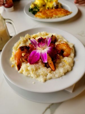 THE SECRET GARDEN - 287 Photos & 165 Reviews - 2401 E Orangeburg Ave ...