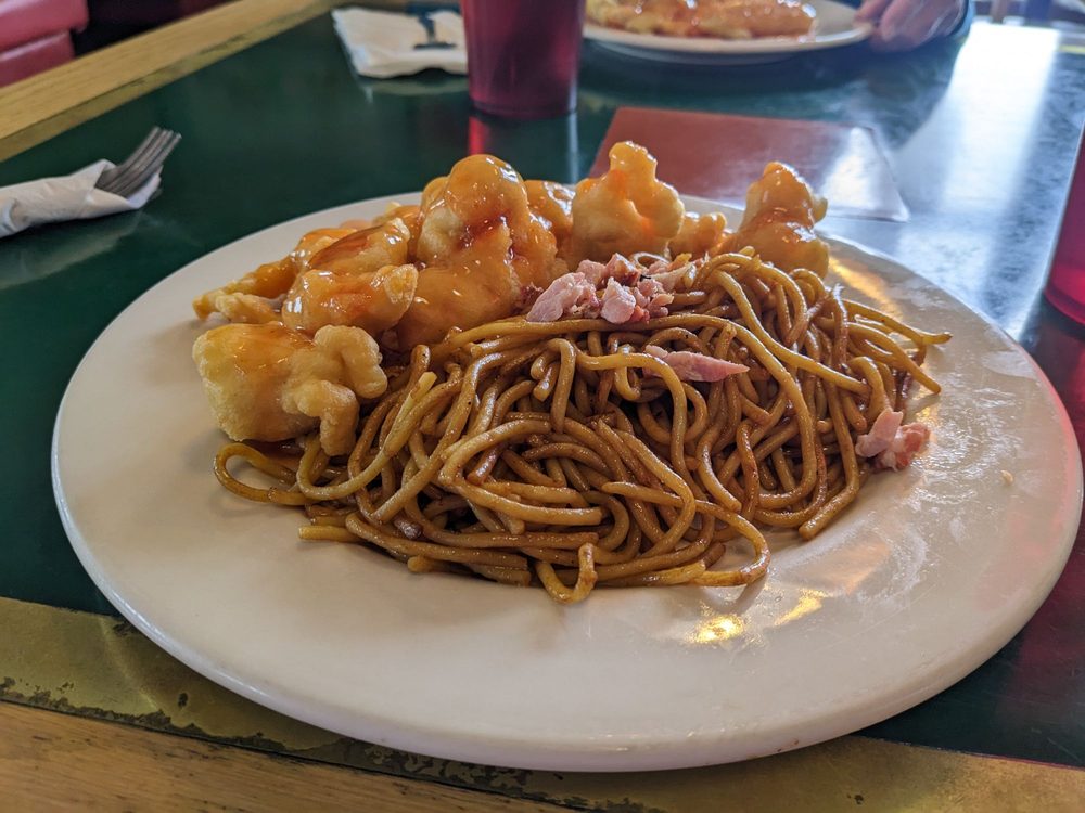 GOLDEN CHINA - Updated October 2025 - 12 Photos - 213 E 2nd S, Soda ...