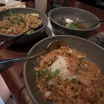 SAMPAN - Updated 05/2025 - 3224 Photos & 2375 Reviews - 124 S 13th St ...