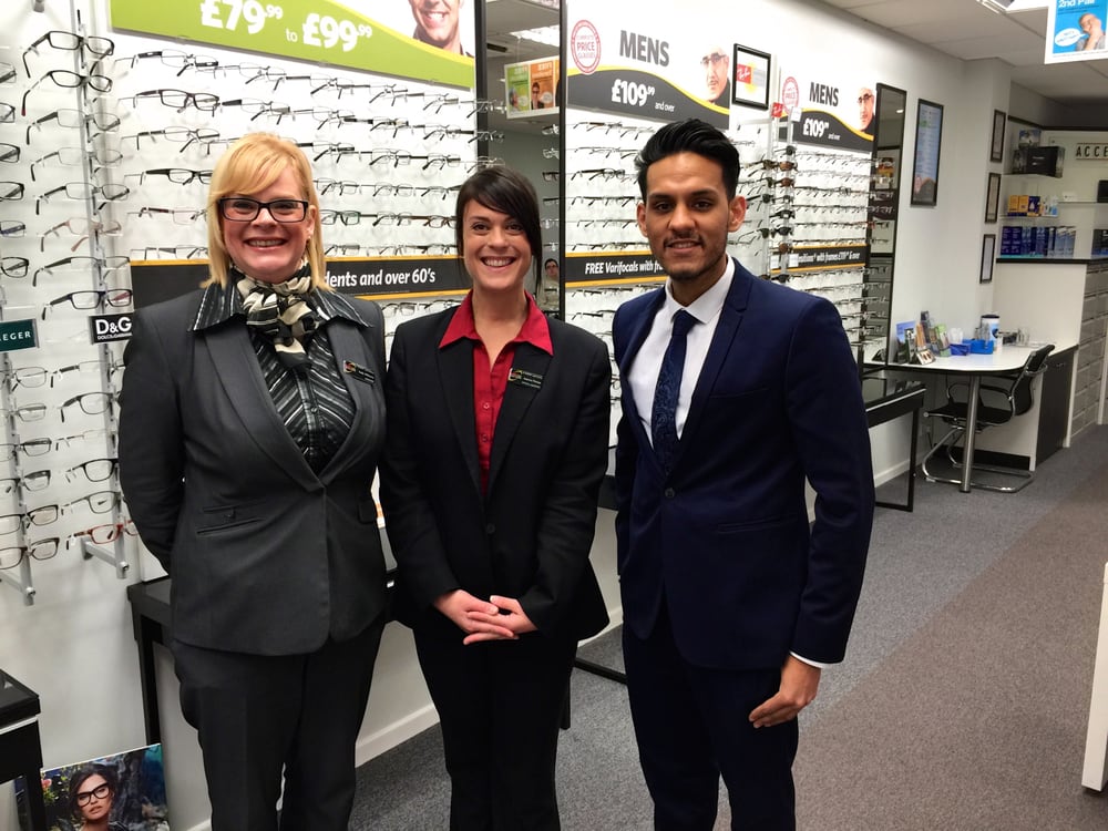 4 SIGHT OPTICIANS - Updated January 2025 - 15 Churchill Shopping Centre ...