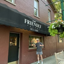 FRIENDLY TAVERN - Updated December 2025 - 411 Photos & 488 Reviews ...