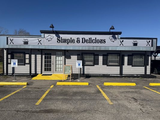 SIMPLE AND DELICIOUS SOUL FOOD - Updated May 2026 - 1529 E Mulberry St ...
