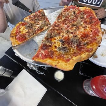 VERONICA’S BRICK OVEN PIZZA - Updated June 2025 - 45 Photos & 67 ...