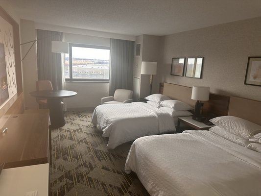 SHERATON EDISON - Updated January 2025 - 166 Photos & 193 Reviews - 125 ...