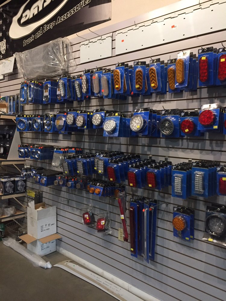 BIG RIG TRUCK ACCESSORIES - Updated November 2024 - 71 Photos - 23188 ...