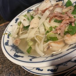 CHINATOWN INN - Updated December 2025 - 224 Photos & 326 Reviews - 520 ...