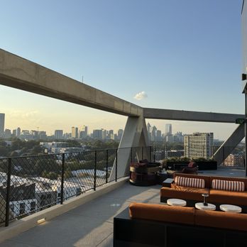 MOONLIGHT - Updated April 2025 - 67 Photos & 20 Reviews - 800 Rankin St ...