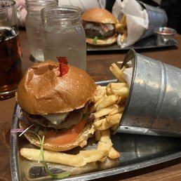 A&B KITCHEN BAR - Updated January 2026 - 112 Photos & 172 Reviews - 115 ...