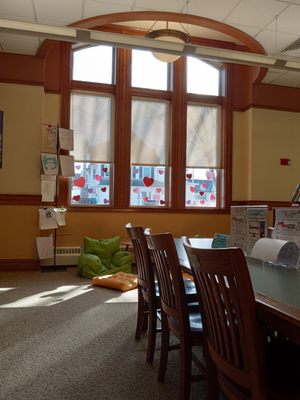 CHICOPEE PUBLIC LIBRARY - Updated December 2025 - 69 Photos - 449 Front ...