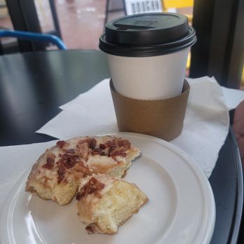 ASTRO DOUGHNUTS & FRIED CHICKEN - Updated June 2024 - 32 Photos & 32 ...