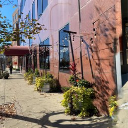 CAST IRON CHEF CHOP HOUSE & OYSTER BAR - Updated December 2025 - 839 ...