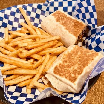 BLUE MOOSE BURGERS & WINGS - Updated December 2024 - 692 Photos & 1176 ...