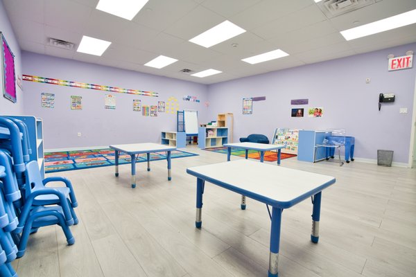 LITTLE SCHOLARS - AVENUE U - Updated January 2026 - 24 Photos & 10 ...