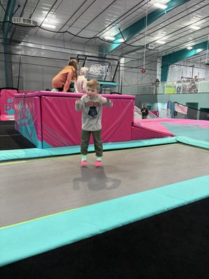 SHELL WE BOUNCE - Updated October 2025 - 85 Photos & 50 Reviews - 32295 ...