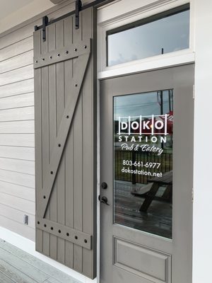 DOKO STATION PUB & EATERY - Updated August 2024 - 26 Photos & 29 ...