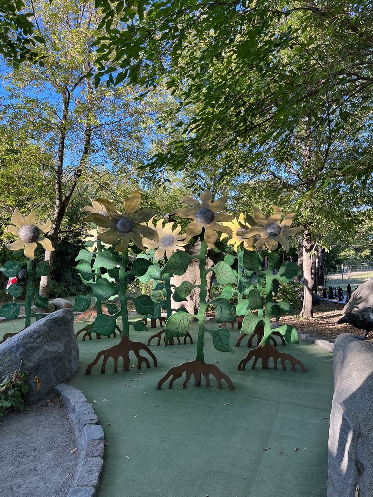 BIG STONE MINI GOLF - Updated June 2026 - 207 Photos & 76 Reviews ...