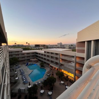 DOUBLETREE BY HILTON PHOENIX NORTH - Updated May 2024 - 221 Photos & 72 ...