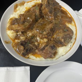 APRIL’S PLACE - Updated October 2024 - 76 Photos & 133 Reviews - 2562 ...