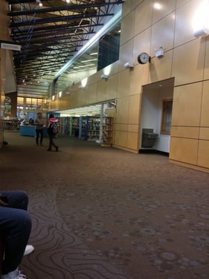 GLENSIDE PUBLIC LIBRARY DISTRICT - Updated November 2025 - 16 Photos ...