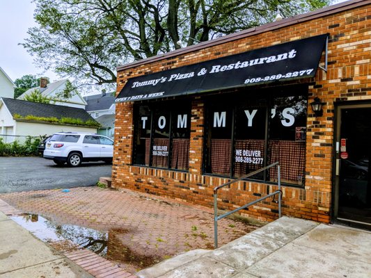 TOMMY’S PIZZERIA & RESTAURANT - 244 Photos & 62 Reviews - Pizza - 1063 ...