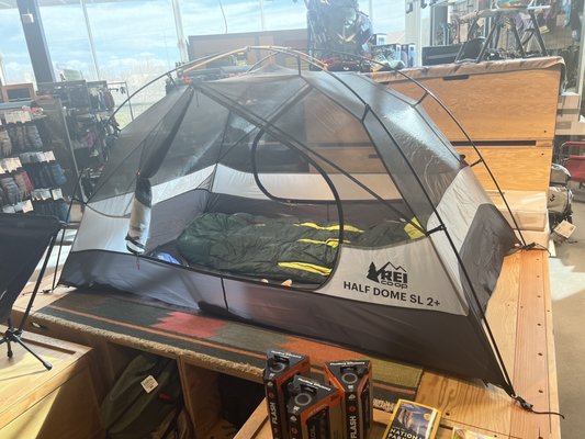 REI - Updated June 2024 - 28 Photos & 86 Reviews - 1550 Mercantile Ave ...