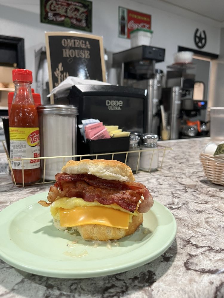 OMEGA HOUSE - Updated October 2024 - 10 Photos - 8000 N North Carolina ...