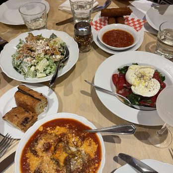 RIZZOS HOUSE OF PARM - Updated July 2024 - 104 Photos & 27 Reviews - 2 ...