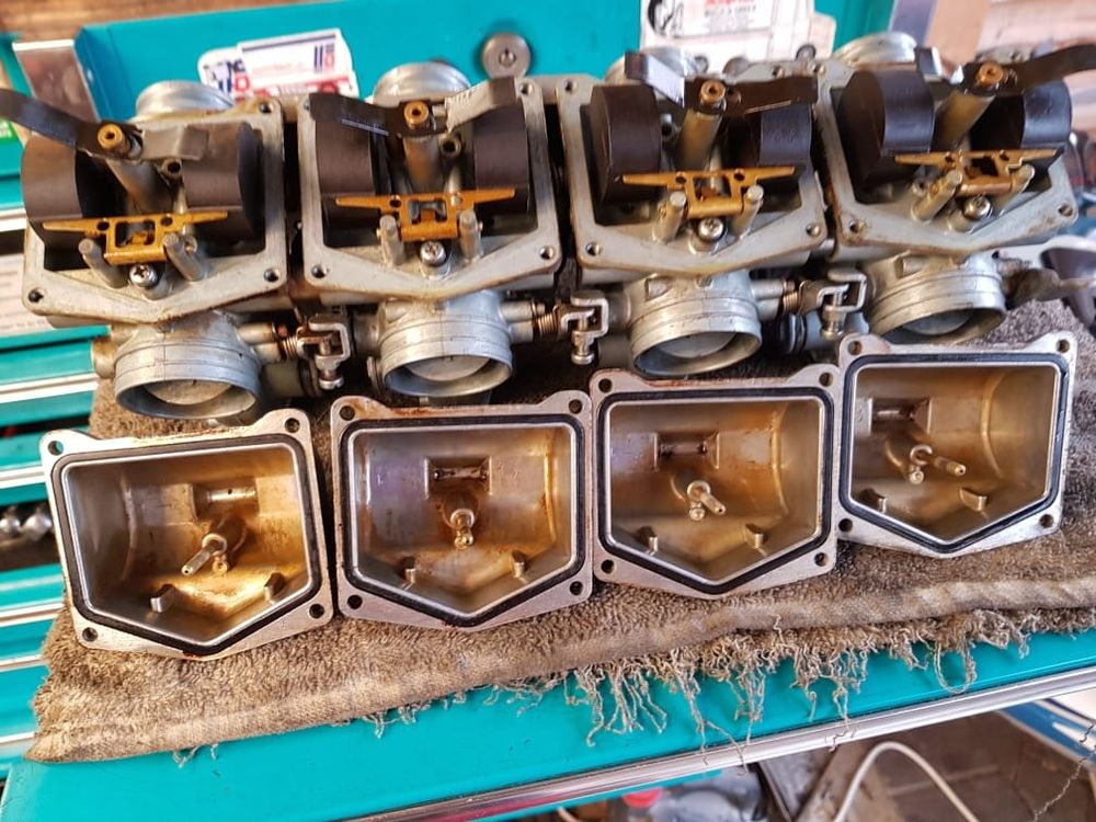 CHRIS ROFFEY MOTORCYCLES - Updated October 2024 - 20 Photos - 19b ...