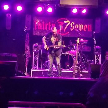 37 MAIN - Updated May 2025 - 163 Photos & 120 Reviews - 37 E Main St ...