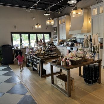THE PERFECT PRESS COFFEE - Updated July 2025 - 198 Photos & 37 Reviews - 4526 W Village Dr ...