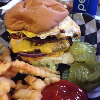 RIDES BAR & GRILL - Updated July 2024 - 20 Photos & 15 Reviews - 723 S ...