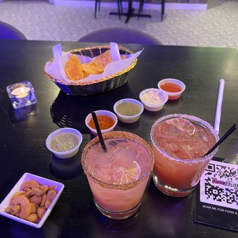 TACO MAYA - Updated September 2024 - 390 Photos & 490 Reviews - 823 S ...