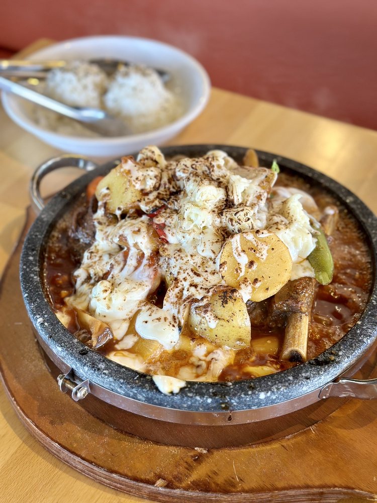 SALARYMAN TOCO HILLS - 59 Photos & 32 Reviews - 2941 N Druid Hills Rd ...