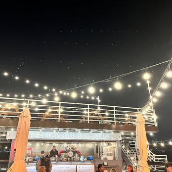 BAYLANDER STEEL BEACH - Updated September 2024 - 329 Photos & 173 ...