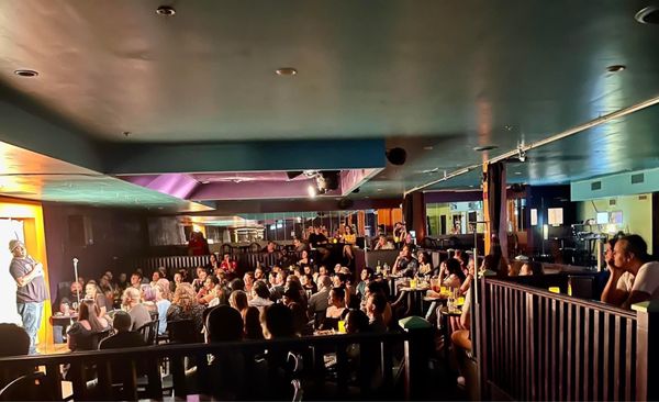 ABSOLUTE COMEDY - Updated December 2025 - 46 Photos & 92 Reviews - 2335 ...